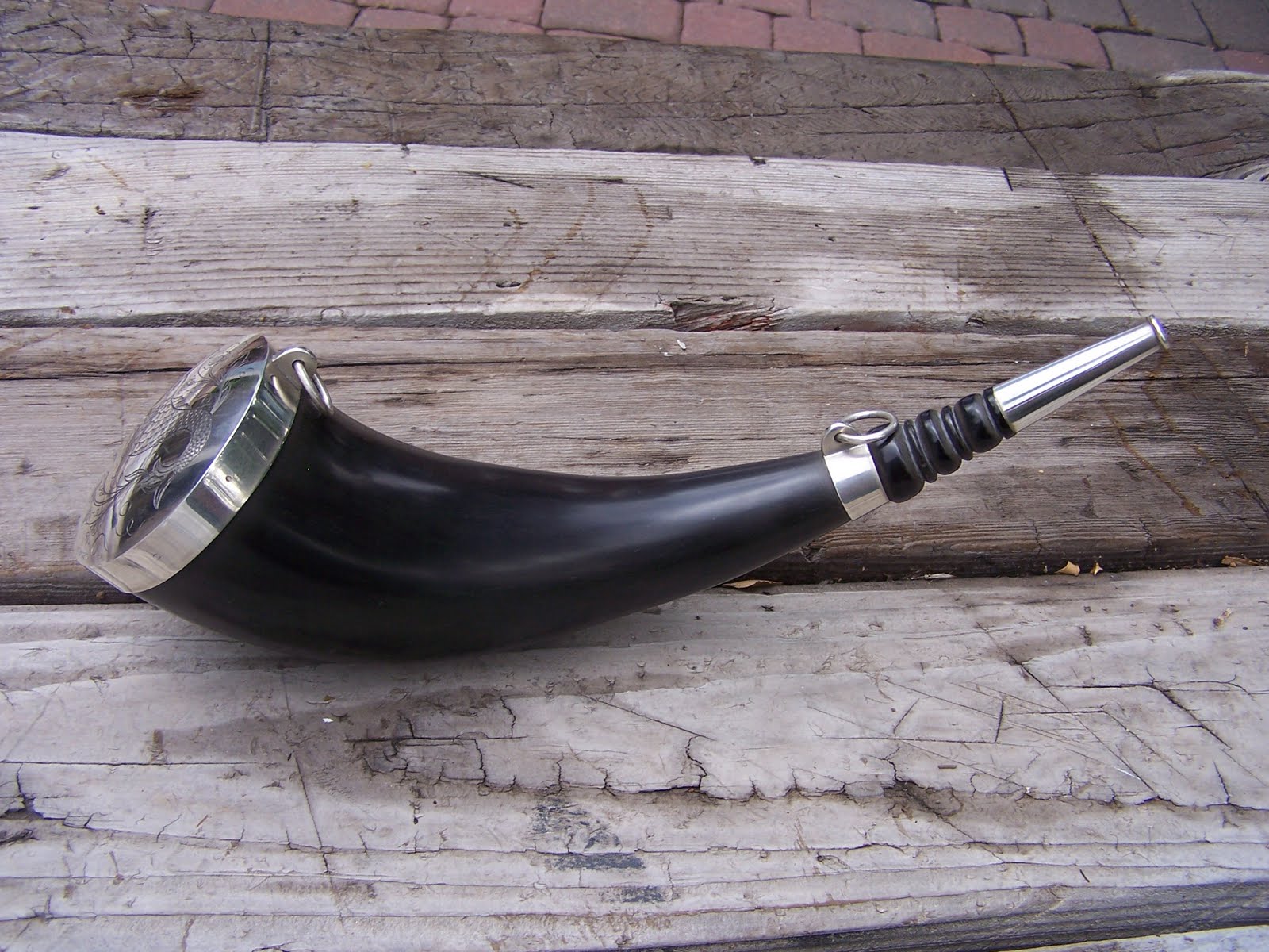 Contemporary Makers: Silver Mounted Buffalo Powder Horn by Jack Brooks