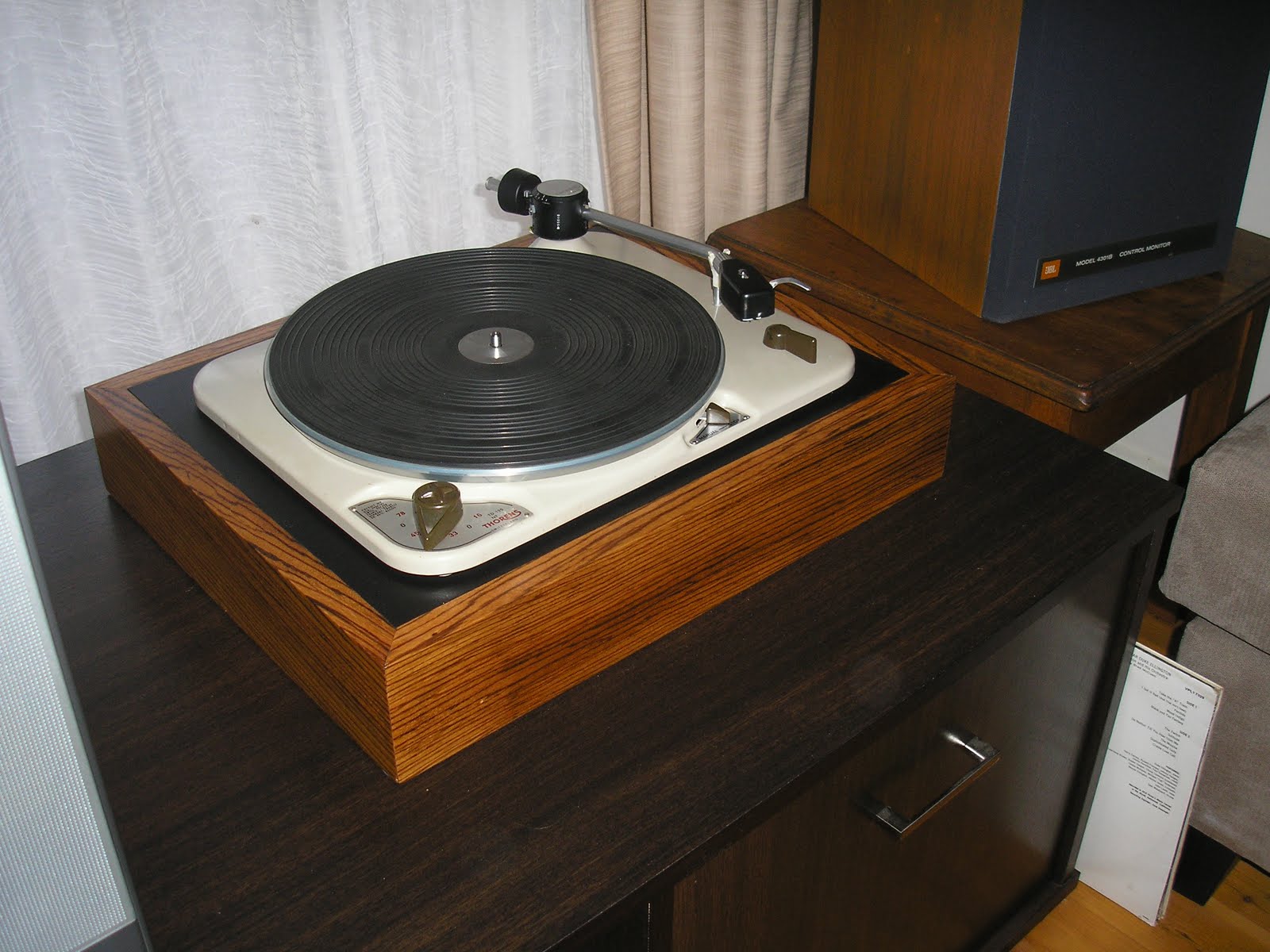 Old Turntables: June 2011