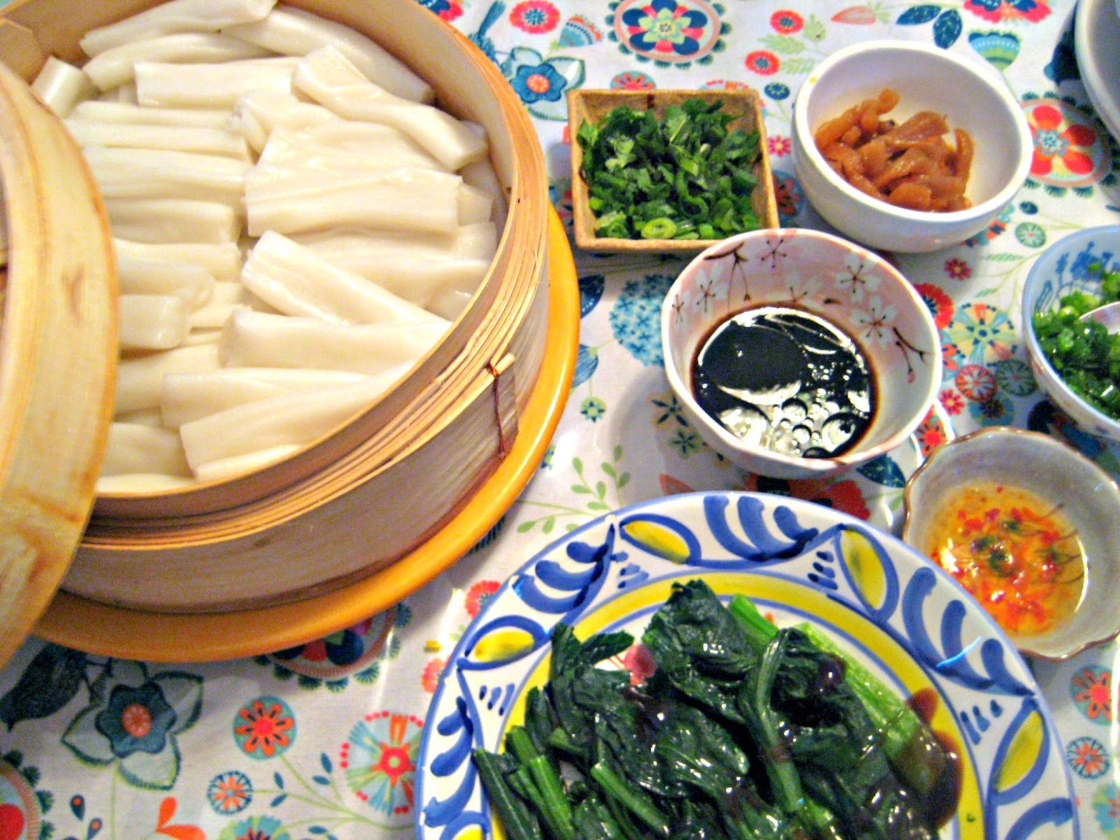 Susan's Savour-It!: Steamed Chinese Rice Rolls...