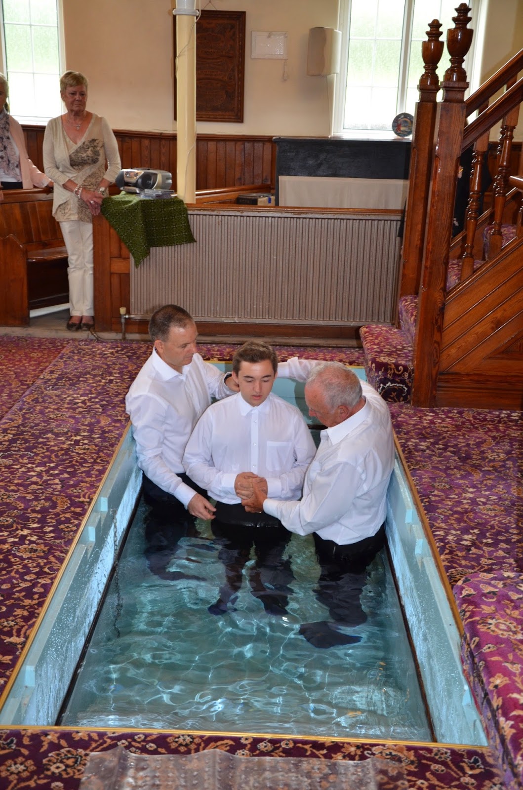 Capel Saron Rhydaman: Y Bedydd