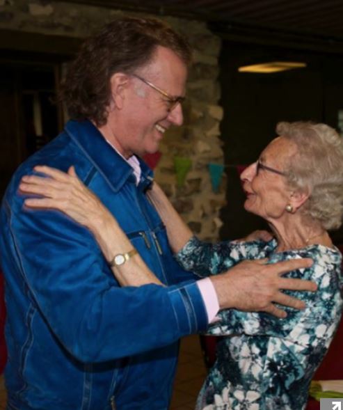 ANDRE RIEU FAN SITE THE HARMONY PARLOR: June 2015