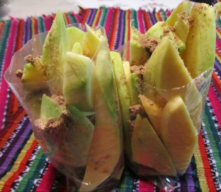 "Colonia Primero de Julio": ***Mangos Verdes***