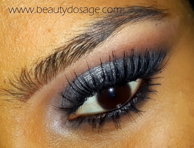 Silver smokey Eye/ Easy Smokey eye tutorial/ How to do smokey eyes ...