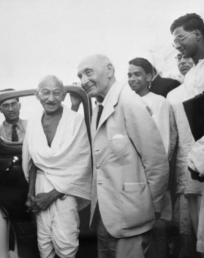 Mahatma Gandhi | Famous People