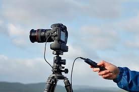 ARAH LANGKAH: MACAM –MACAM ALAT BANTU FOTOGRAFI DAN GAMBARNYA