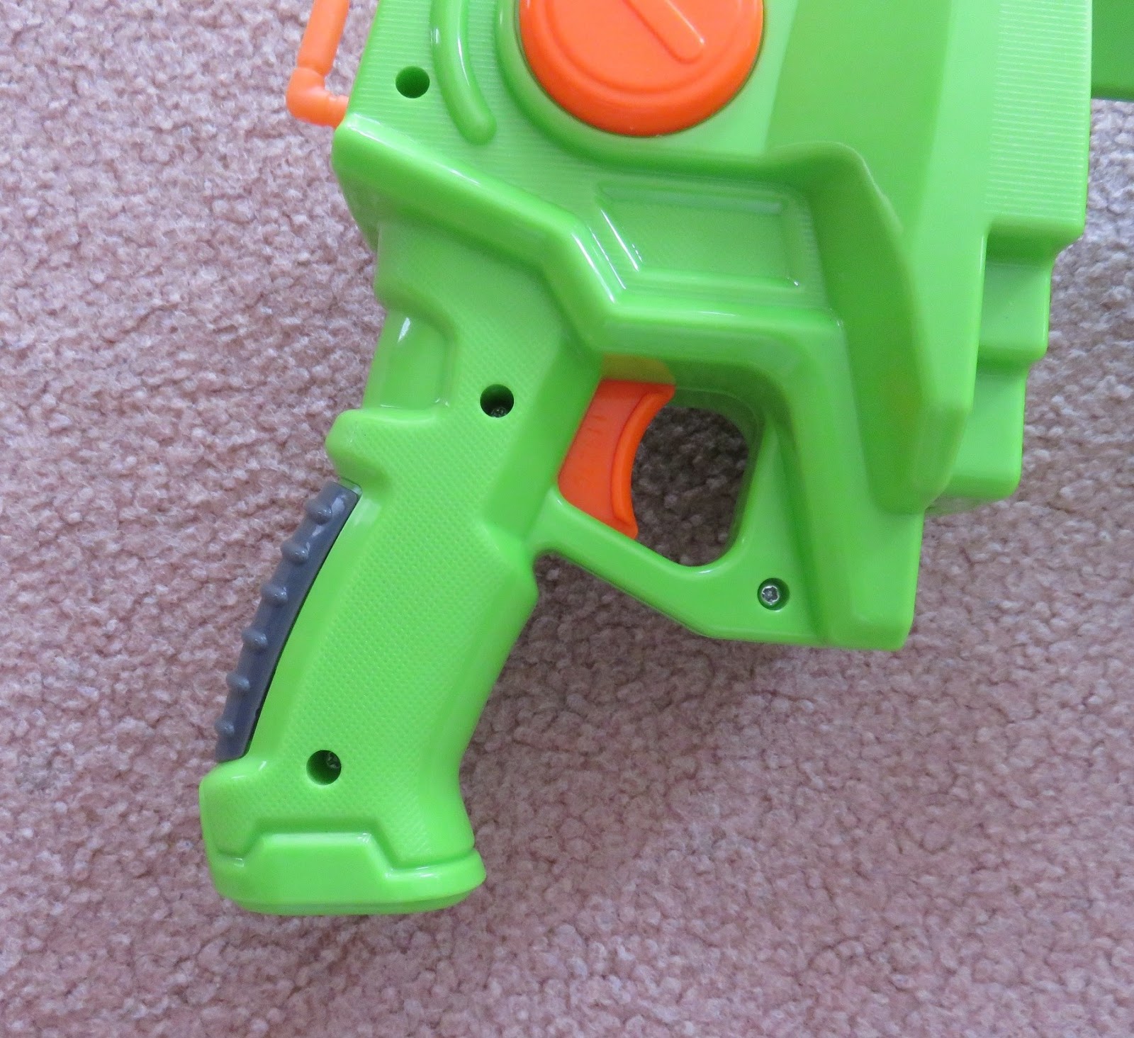 Outback Nerf: Review: Buzz Bee Double Drum (15m) [Barbarian]