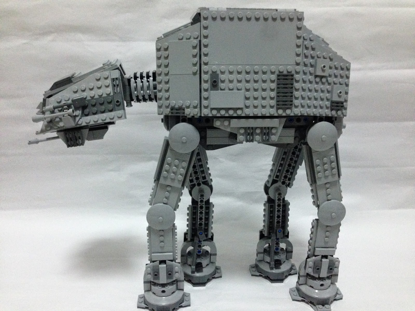 The Marriage of LEGO and Star Wars: Review: 75054 AT-AT (AT-ATs Shootout!)