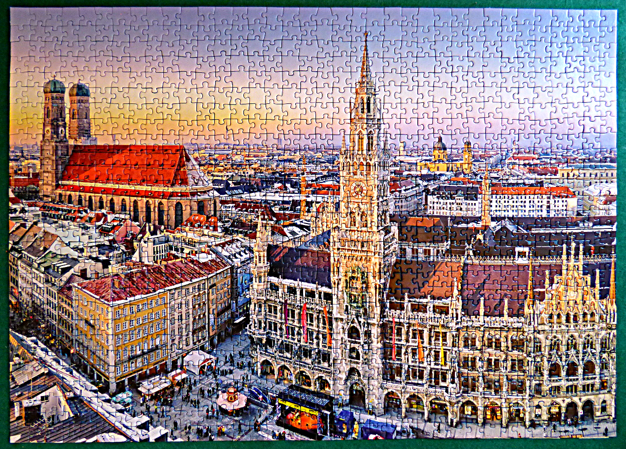 Chez Maximka: Munich, 1000pc jigsaw puzzle from Ravensburger