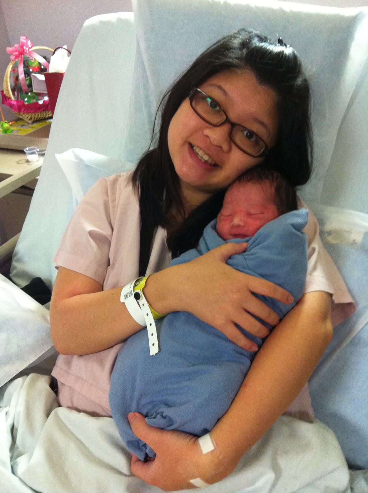 幸せな家族: Jayvier's Birth Story!