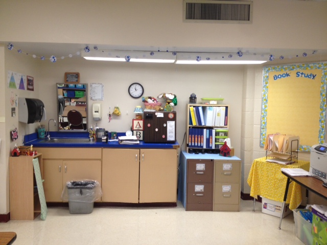 Coaching Space Classroom Reveal! Finally. - Buzzing with Ms. B