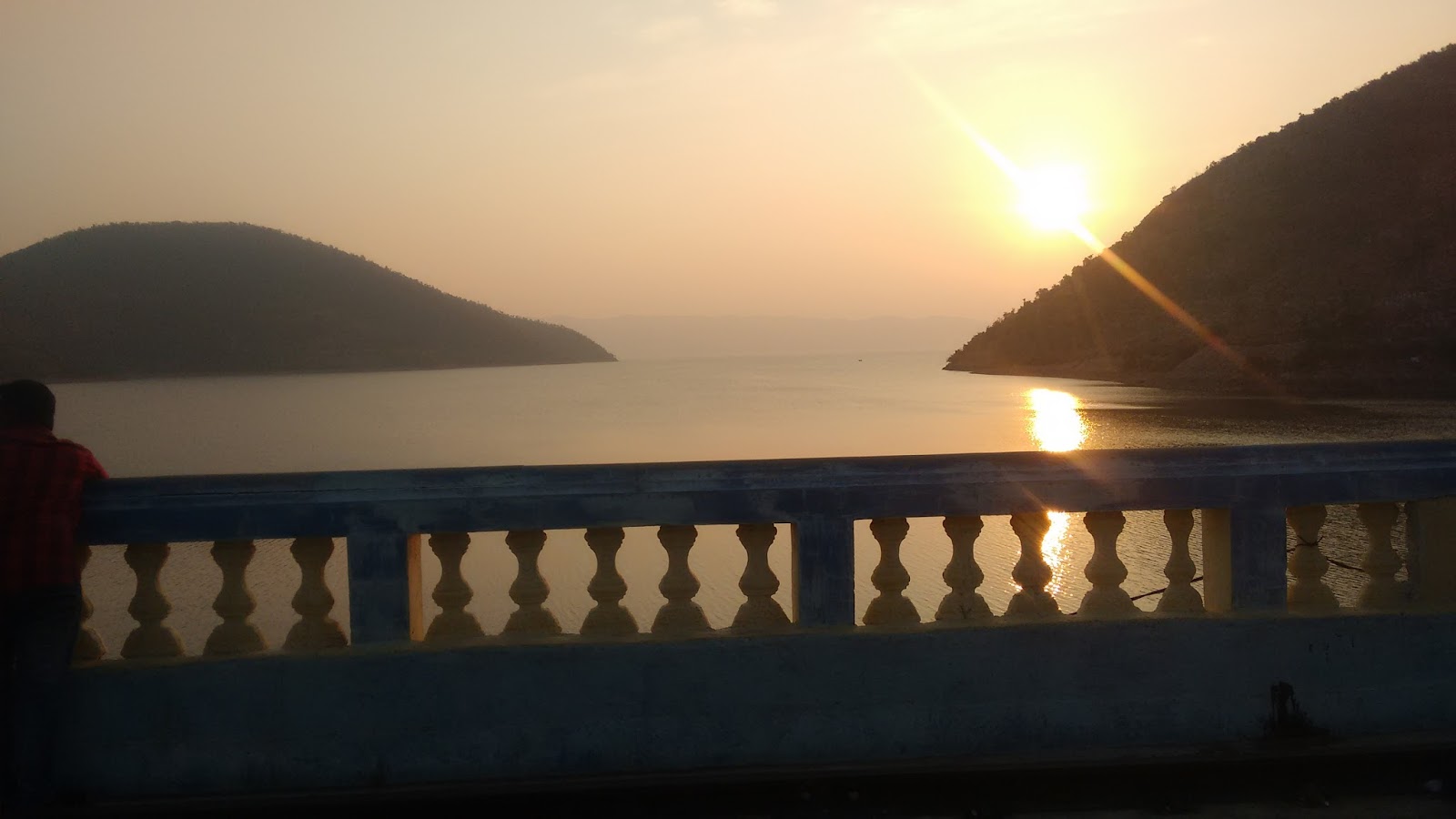 ICE: Details about SOMASILA AND KANDALERU Dams