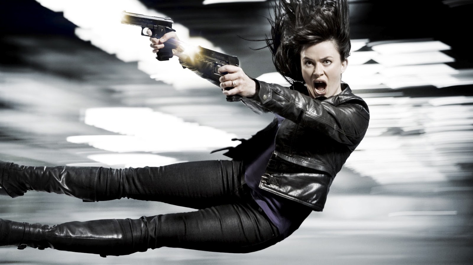 Our Whoniverse - Il mondo di Doctor Who!: John Barrowman in Arrow, Eve ...