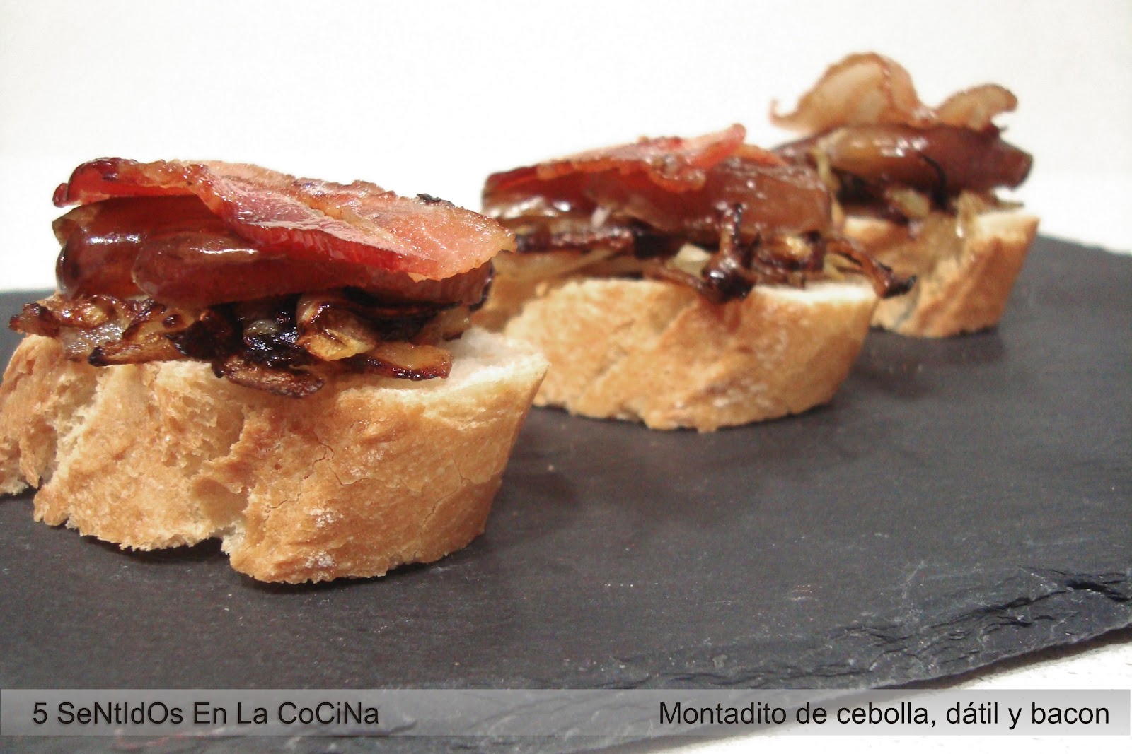 5 SeNtIdOs En La CoCiNa: Montadito de cebolla caramelizada, dátil y ...