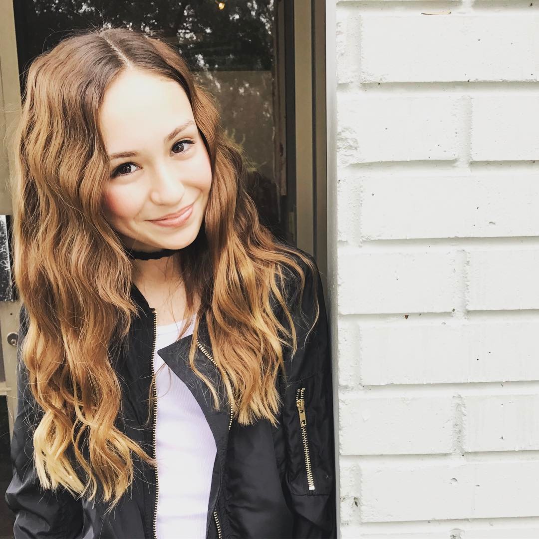 Starlet Arcade: Bailey Gomez