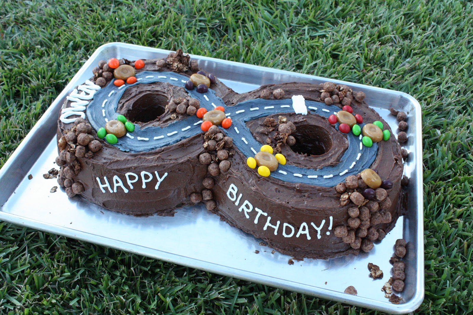 The Funky Clothespin: Number Eight Racetrack Cake