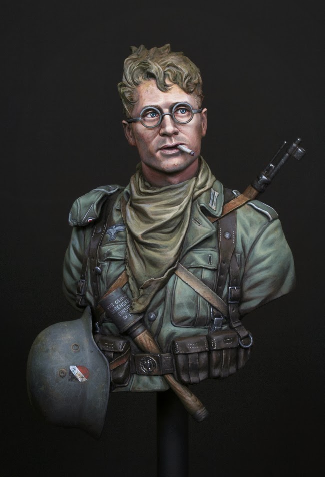 NAZI JERMAN: Patung Badan Tentara Jerman Dari 6. Armee di Stalingrad ...