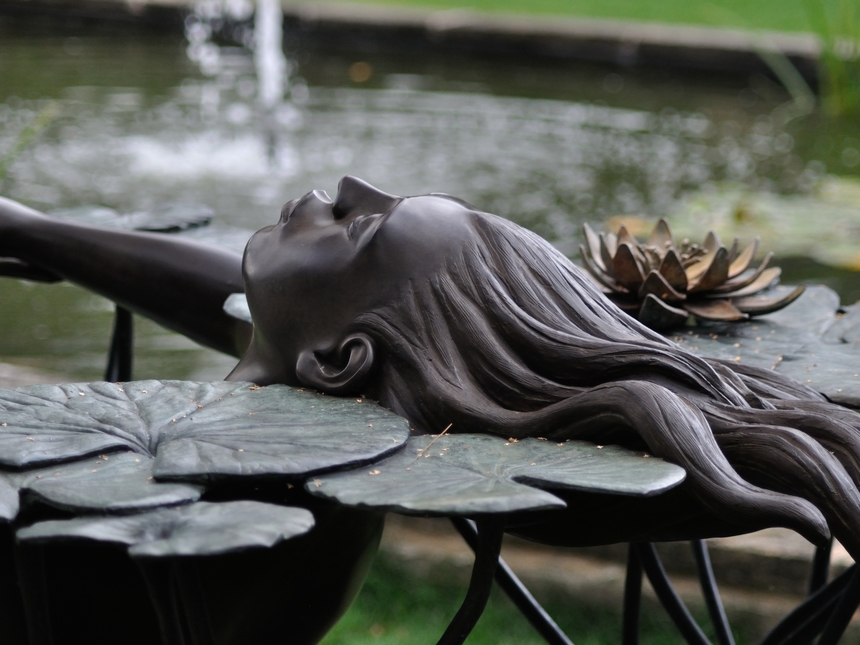 MIRADA DE BRUJA 2: MARIA GAMUNDI, por la Belleza