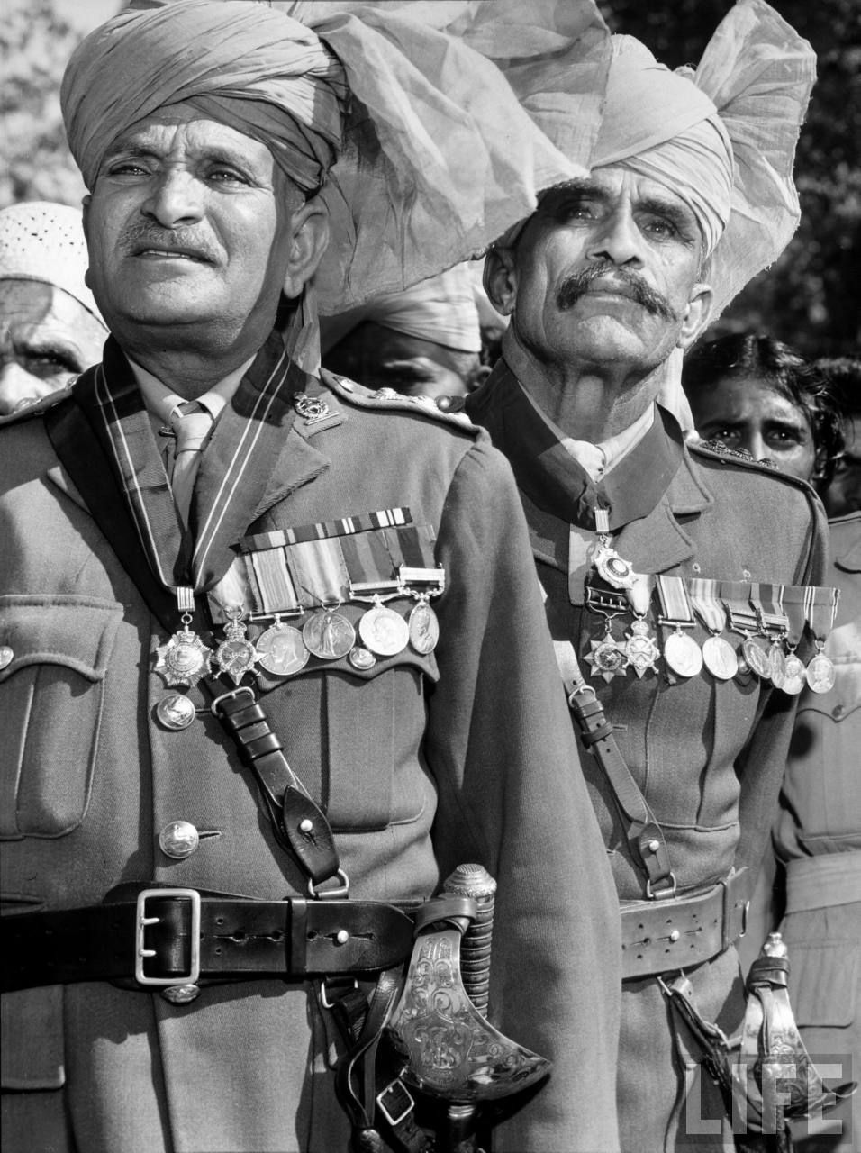 Essence of Islam: Old photos: Tribesmen and Soldiers of Pakistan in 1947‏