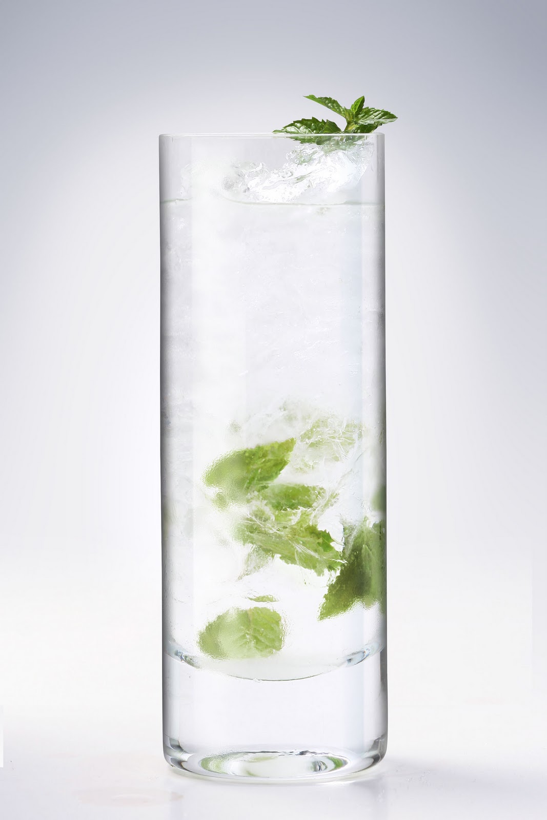 Th!nk-Argentina: NIKOV SIGUE SIENDO EL ÚNICO VODKA ARGENTINO MULTI ...