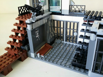 REVIEW: LEGO City Prison Island | The Test Pit