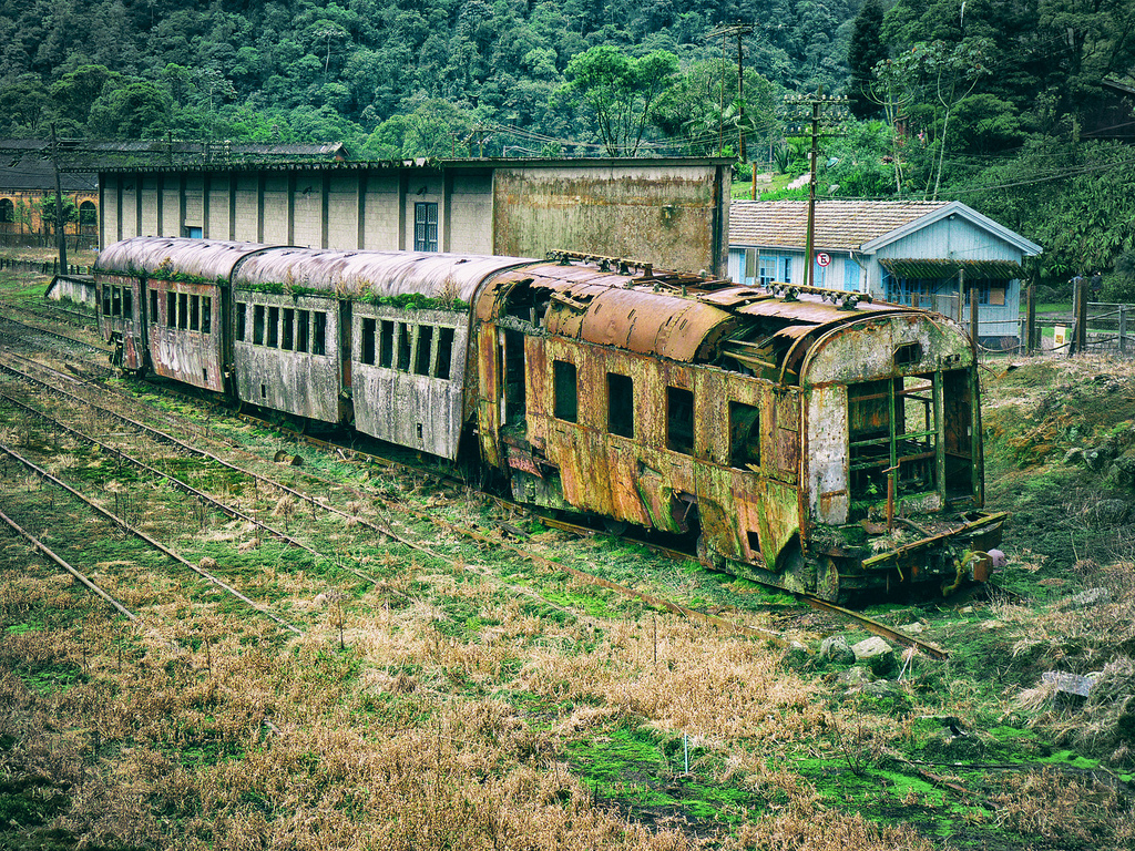 Deserted Places: The abandoned trains of an old British railway station ...