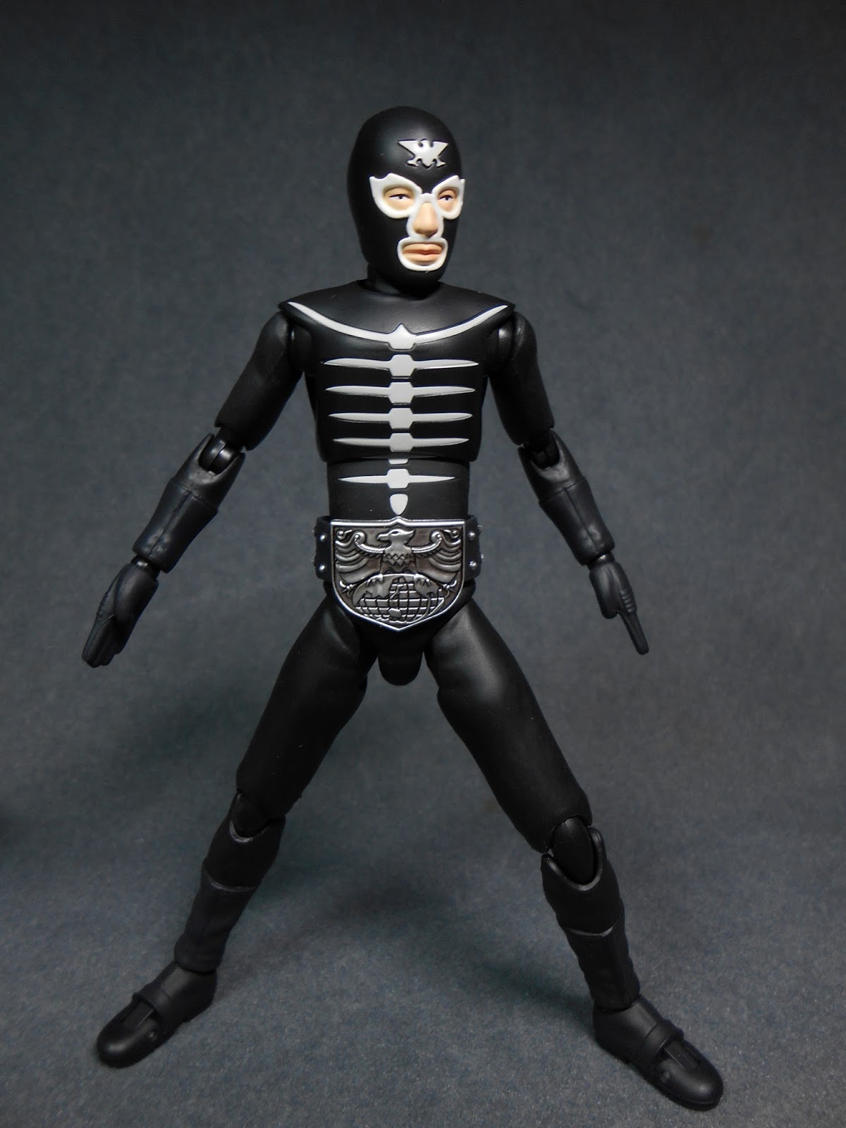 Review: S.H.Figuarts Shocker Combatman | Night's Corner
