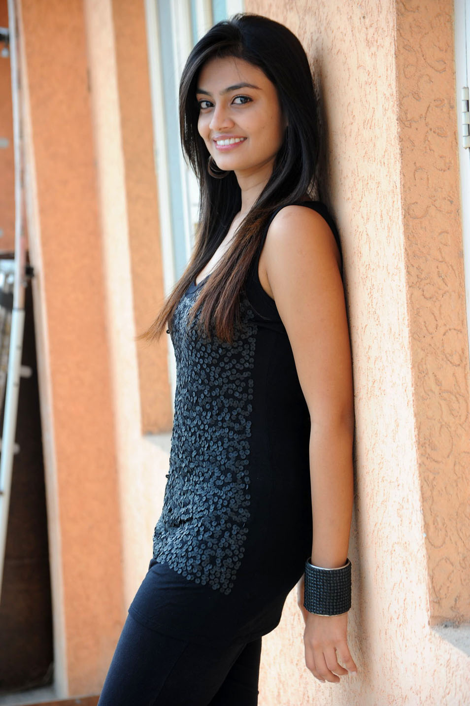 Nikitha Narayan Cute In Black-1 |Beautiful Indian Actress Cute Photos ...