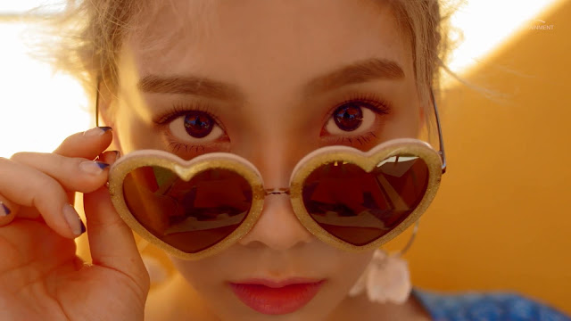 Taeyeon 'WHY' MV Screen Caps! :: Daily K Pop News | Latest K-Pop News