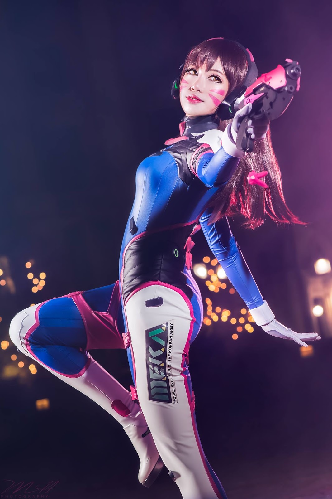 Elarte Cosplay: Overwatch - D.Va Cosplay
