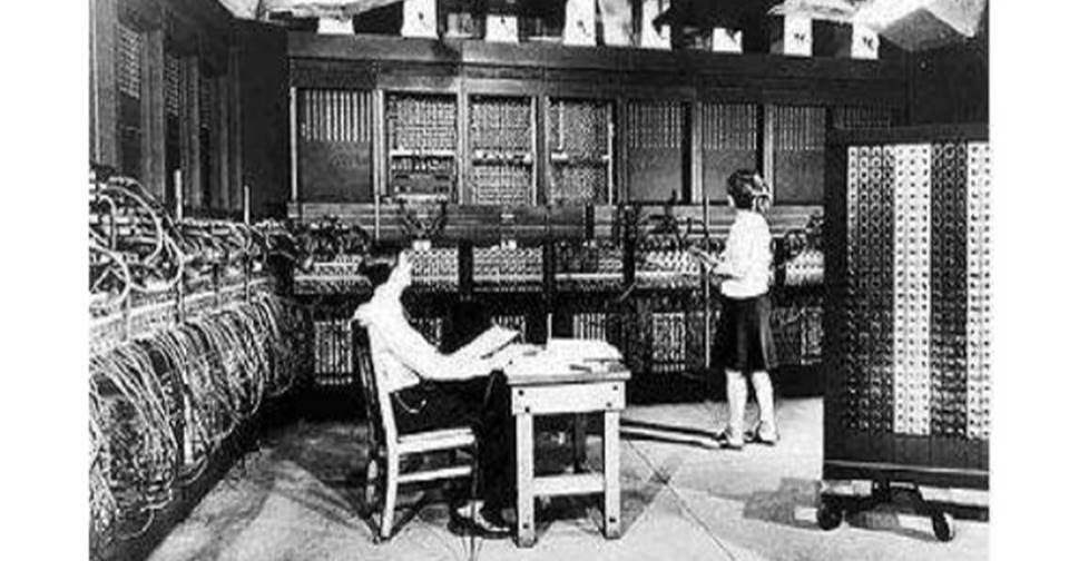 HISTORIA KONA BA JERASAUN DAHULUK KOMPUTADOR NIAN: HISTORIA KOMPUTADOR