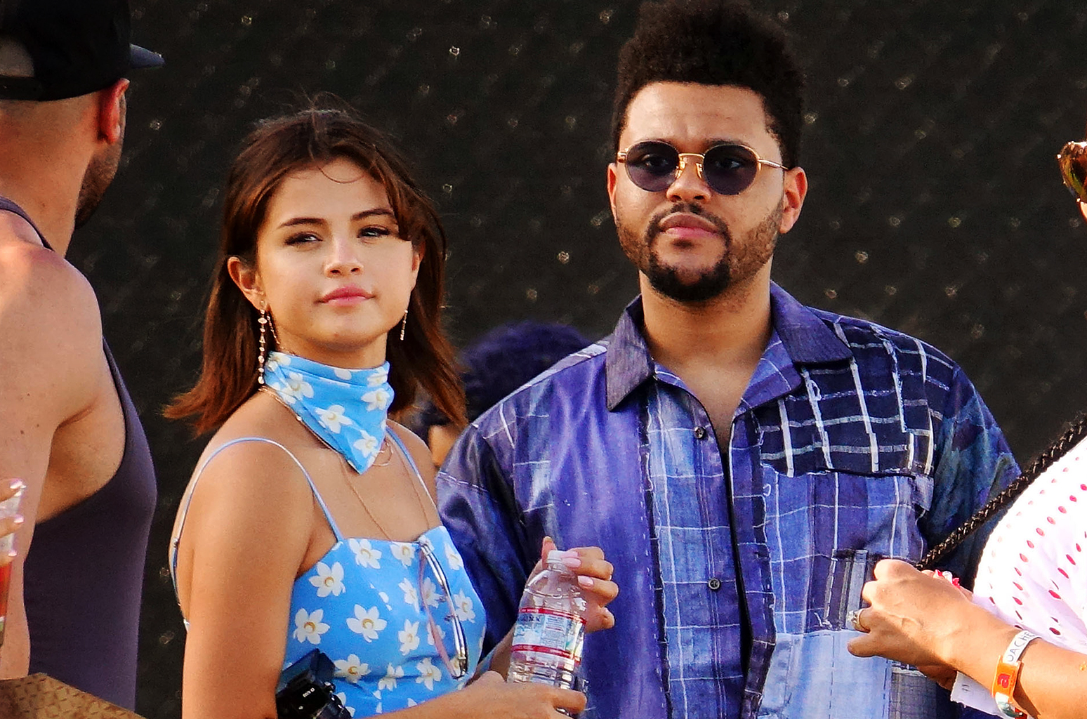 The Weeknd muy enamorado de Selena Gomez ~ cotibluemos