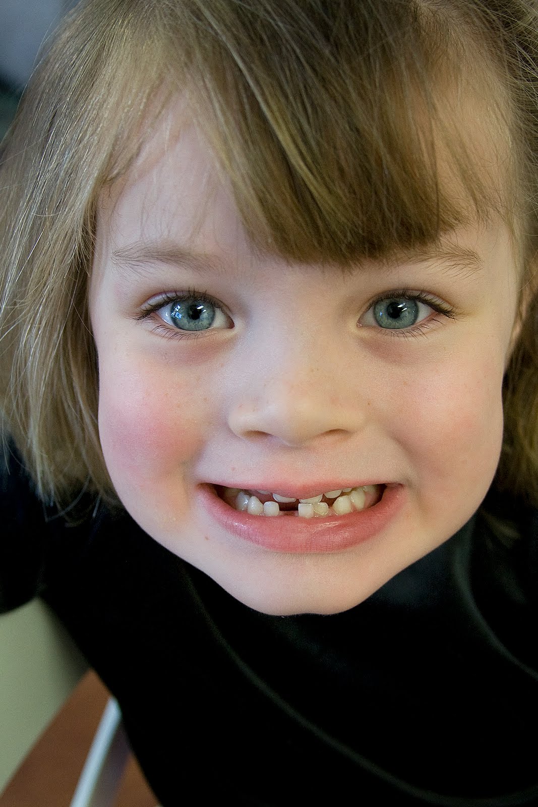 The Cullinan Family: Emmy's First Loose Tooth!!!