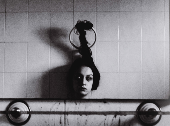 .: horror photography