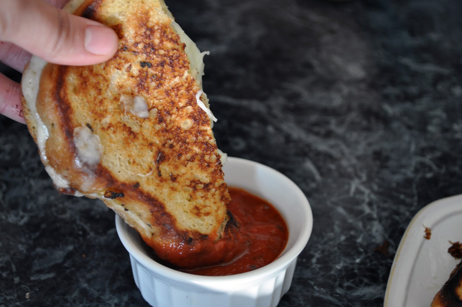 All Kinds of Yumm: Grilled Mozzarella Sandwich