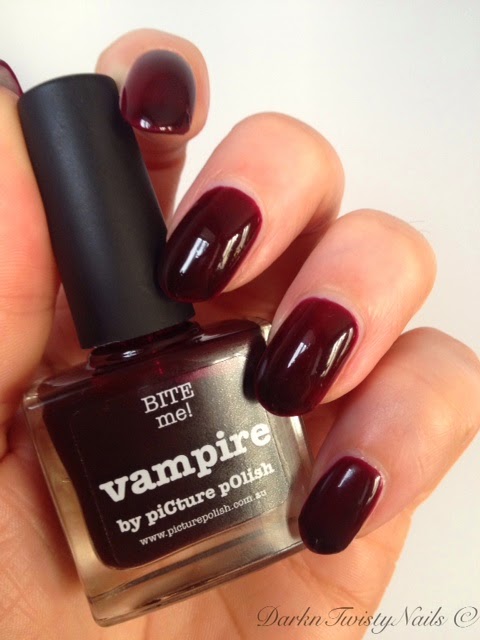 piCture pOlish Vampire | DarknTwistyNails