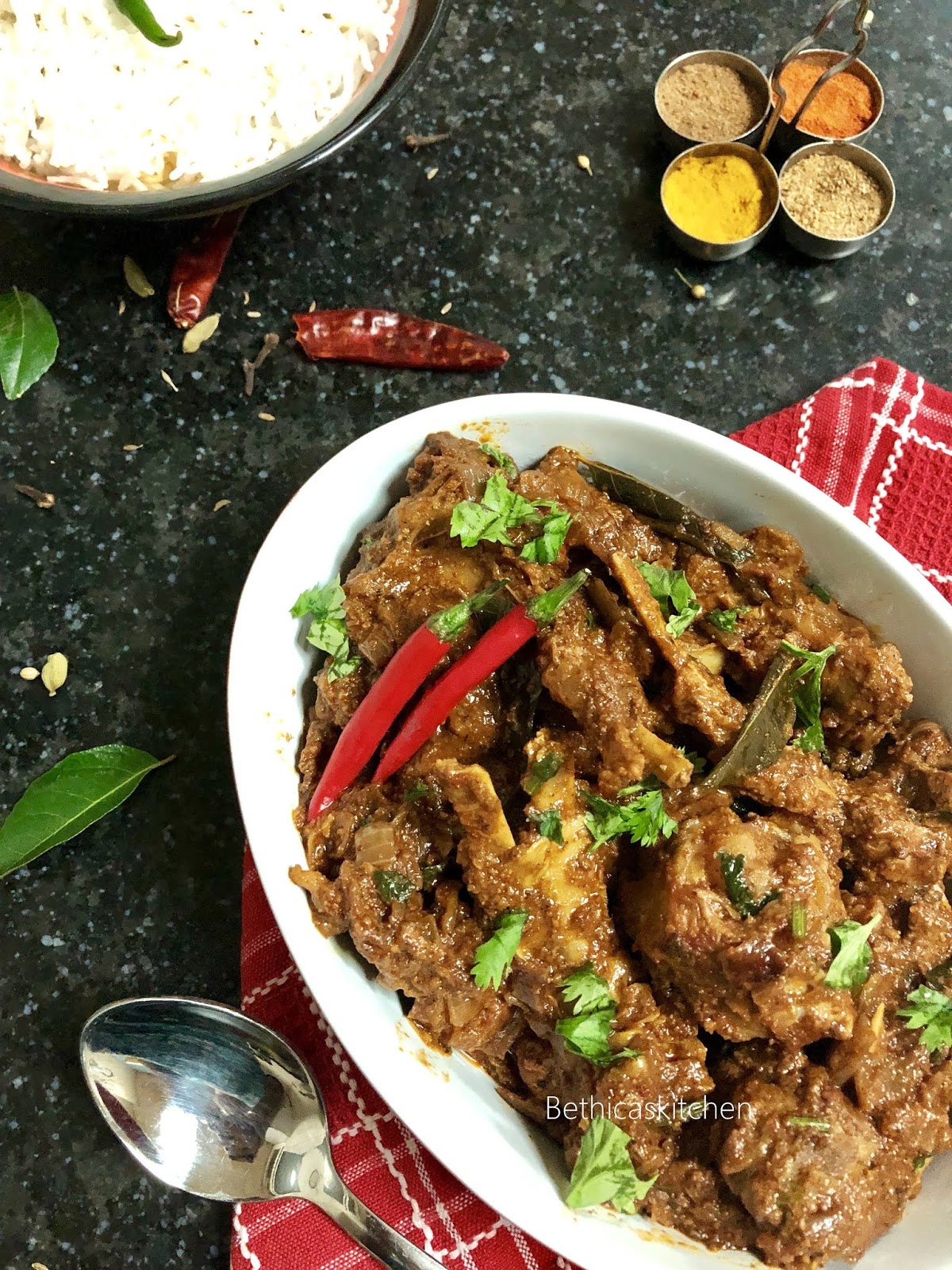 Bethica's Kitchen Flavours: Chettinad Mutton Chukka