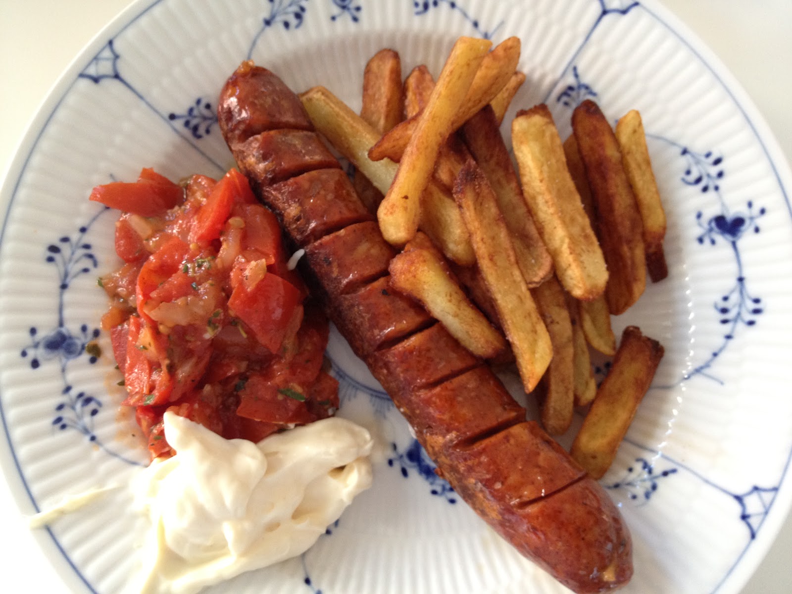 Min mat alla dagar i veckan: Korv och Pommes