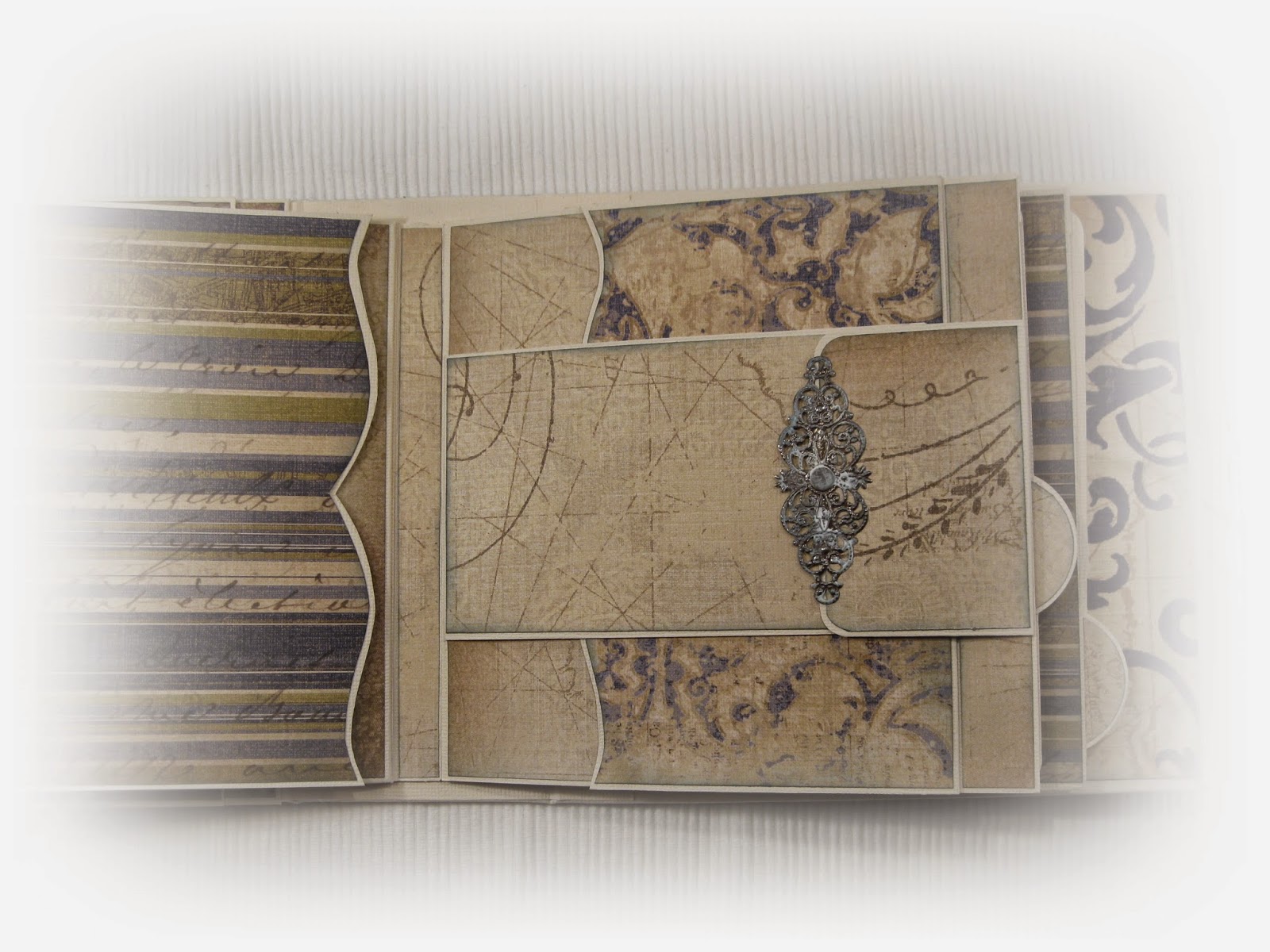 Skaparlusten: Nya idéer med gamla papper