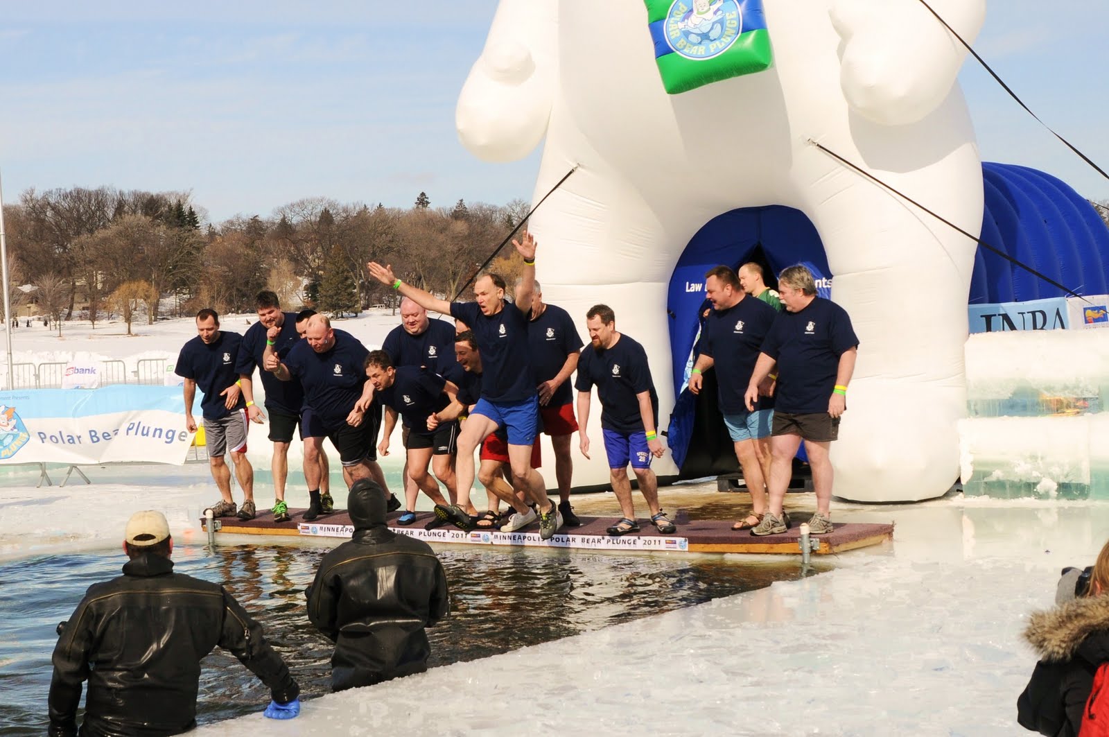 All Things Masonic: Team Minnesota Masons Freezin’ For A Reason