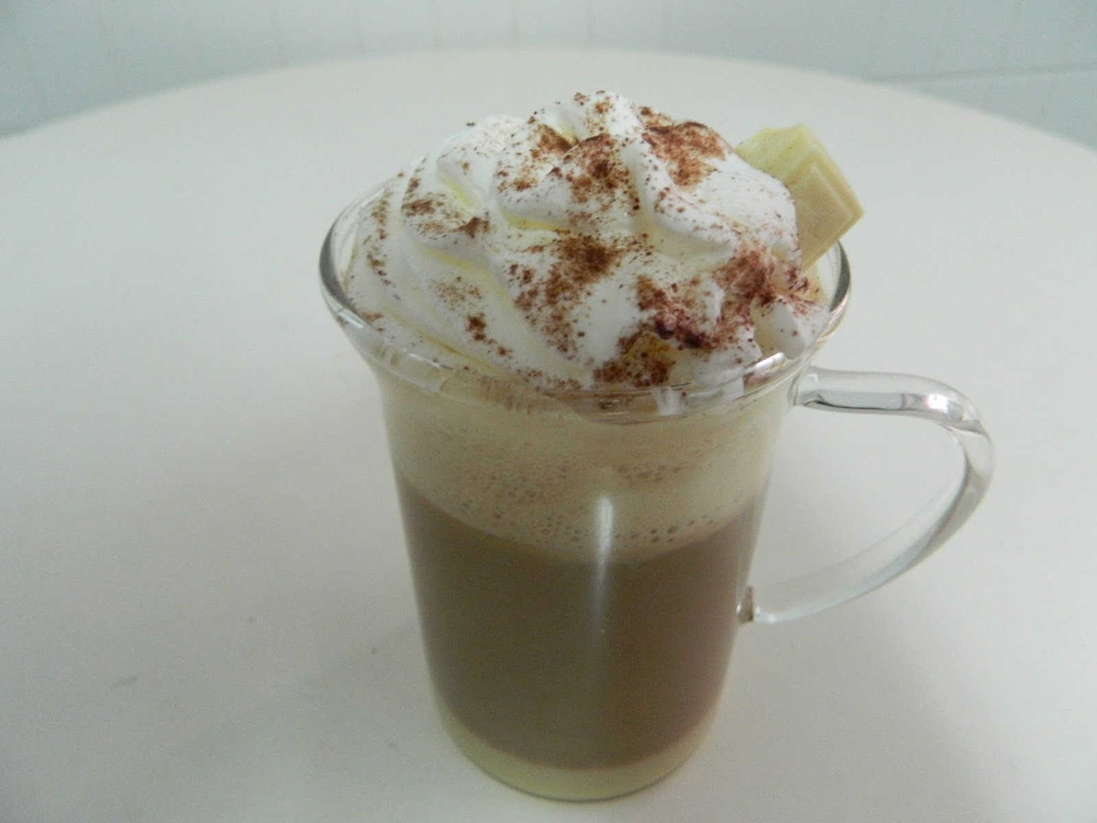 CAFÉ CON CHOCOLATE BLANCO