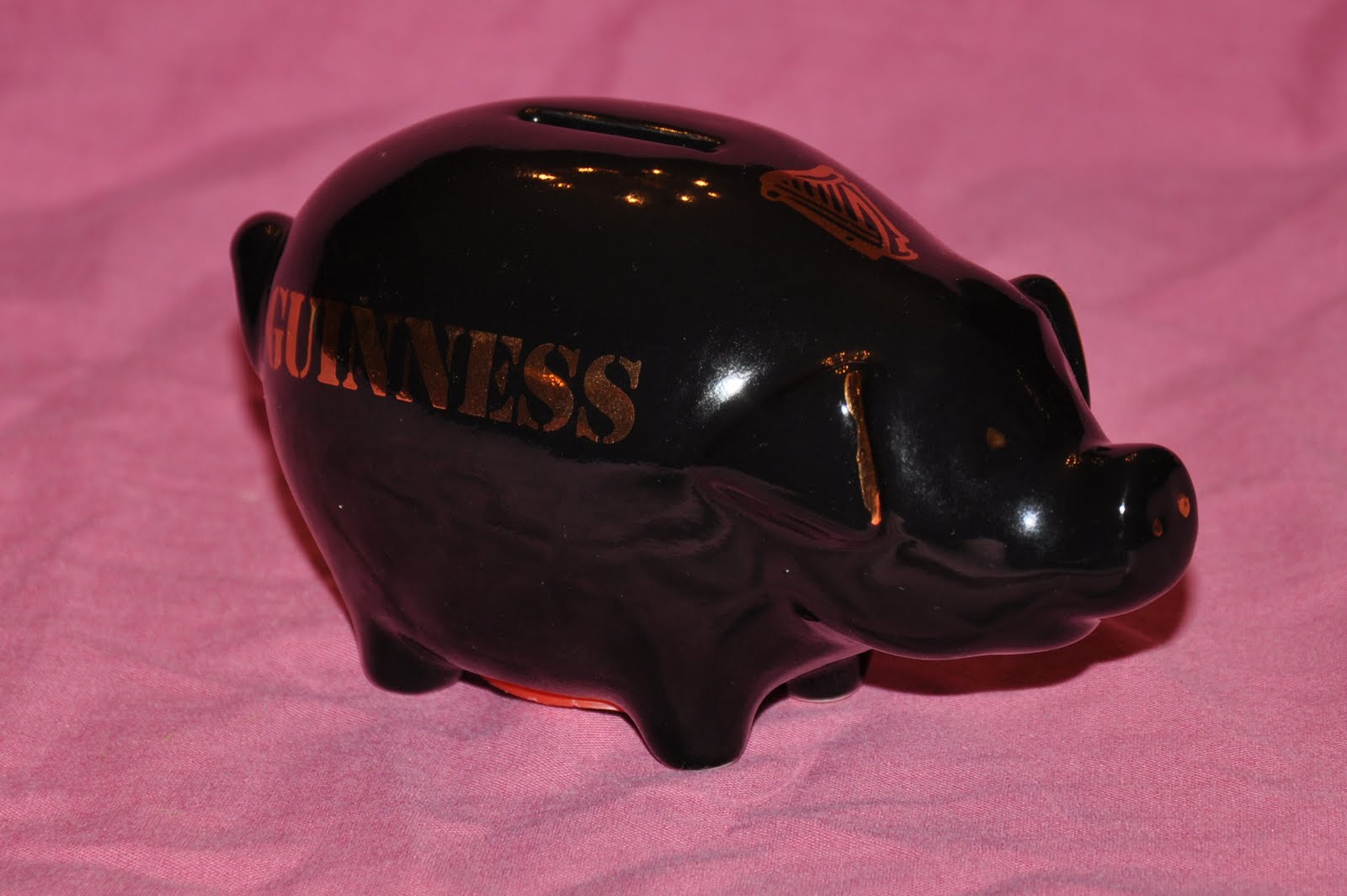 Guinness Collection: Labels, Carlton Ware, Wade, Gilroy, Doctors Books ...