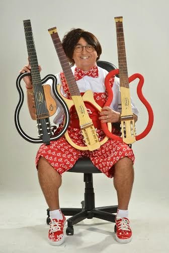 .: Adamastor Pitaco apresenta “O lindão” no TAM