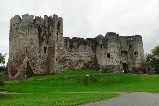 RAMBLES FROM MY CHAIR: Chepstow