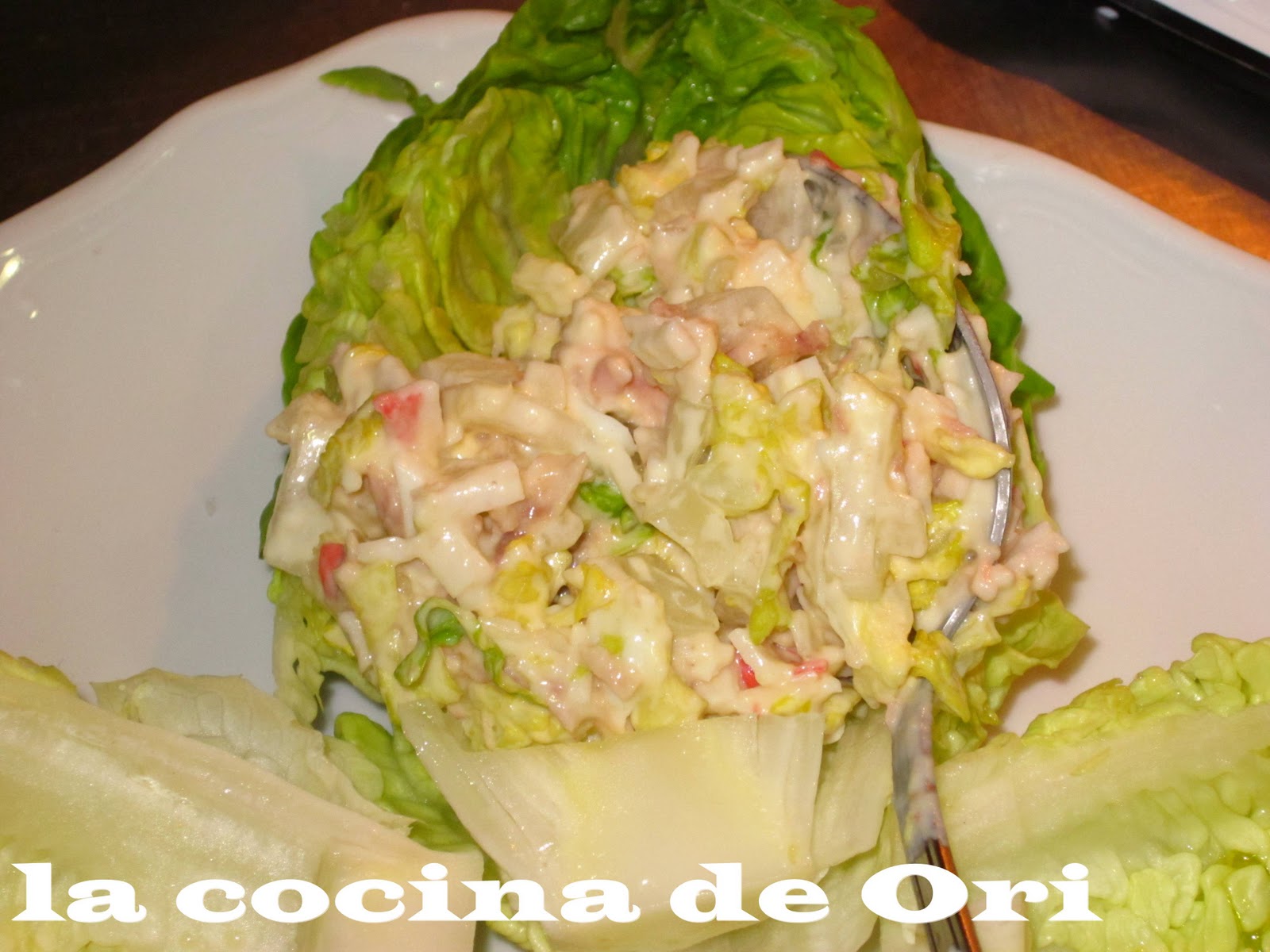 COGOLLOS DE LECHUGA RELLENOS