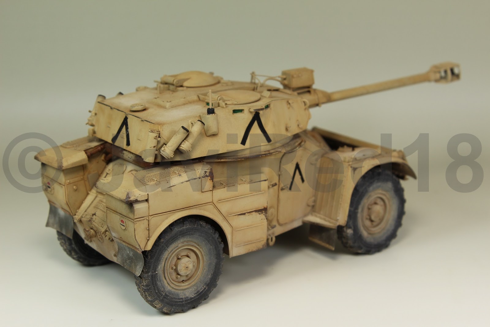 WAR MACHINES: PANHARD AML-90 GULF WAR