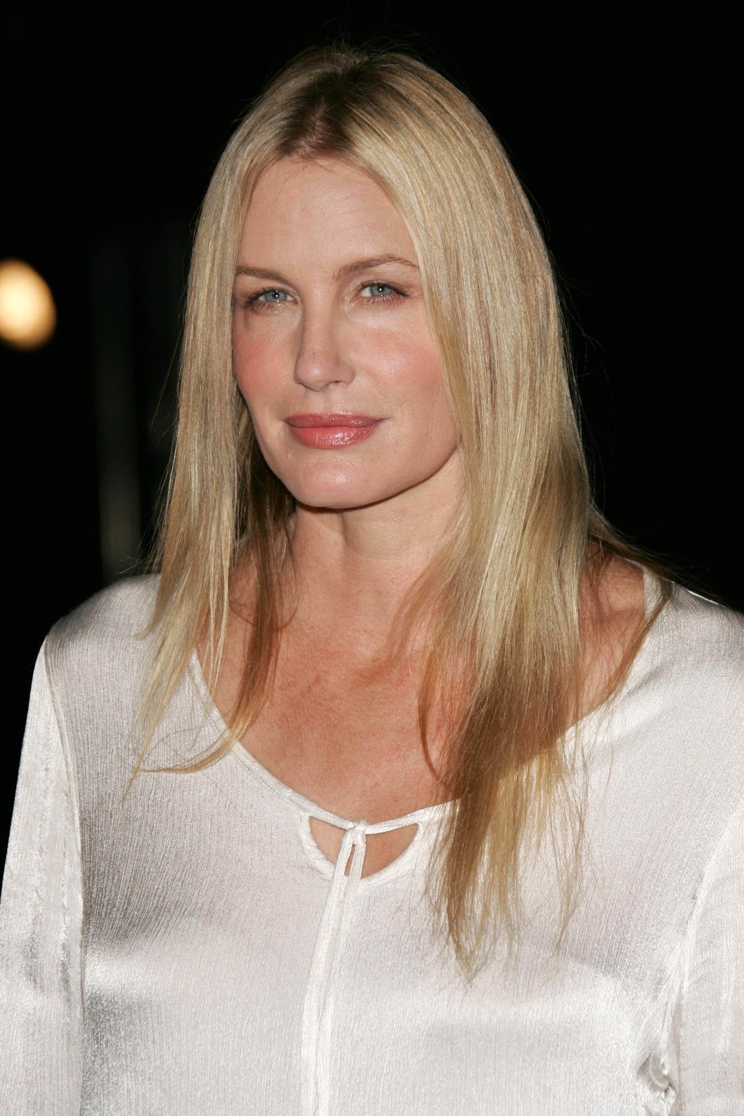 Face Wallpapers: Daryl Hannah Wallpapers