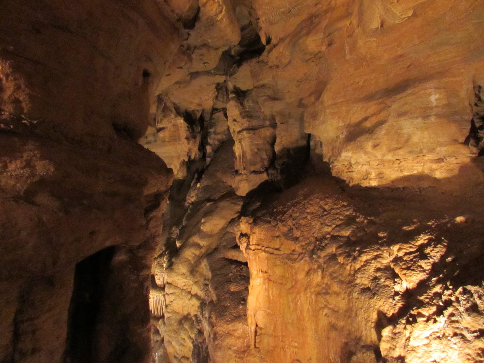 Lincoln Caverns: Exploring Beauty in the Depths of Pennsylvania ...