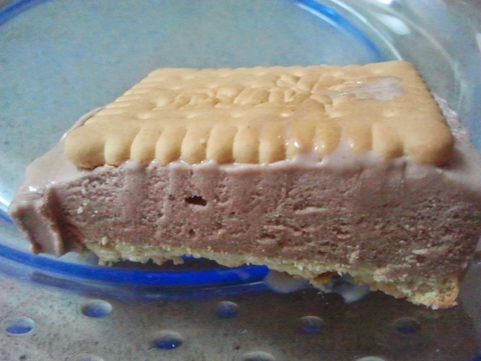 Con DeLight עם תענוג - אוכל, טיולים ועוד: Loacker ice cream sandwich
