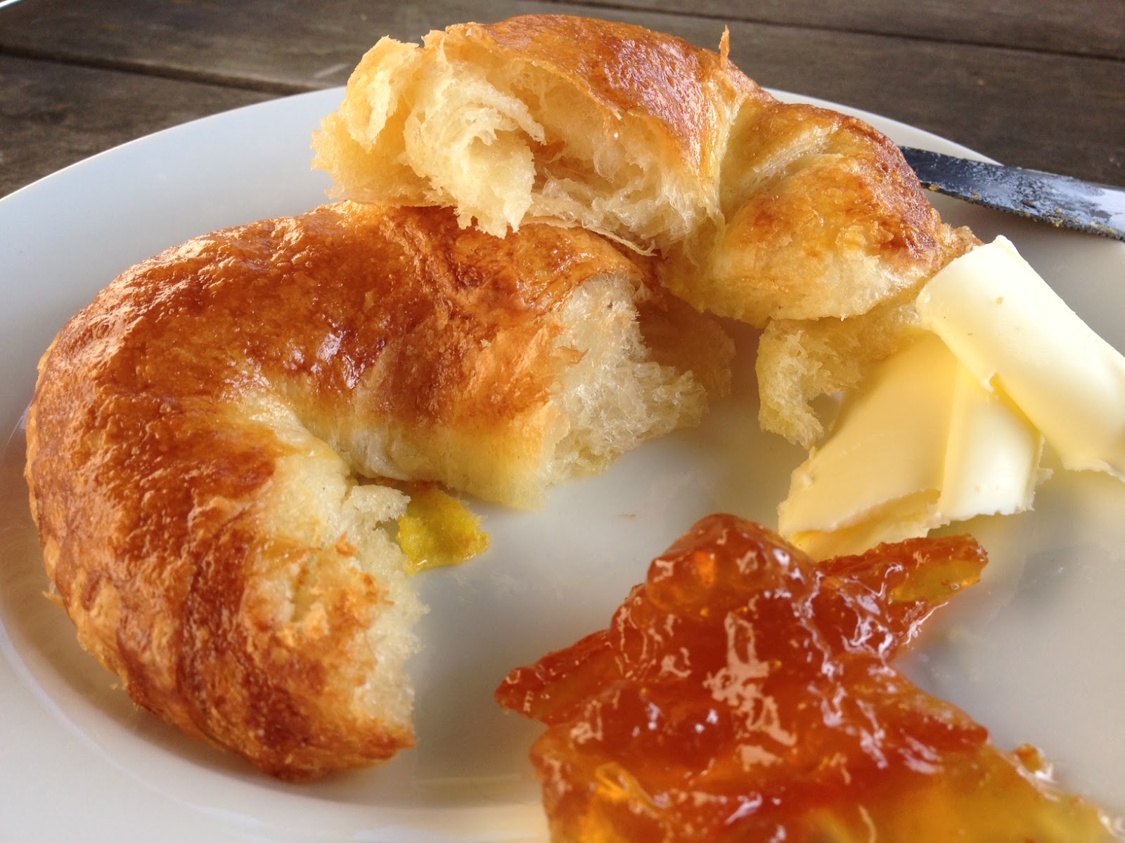ONE MAN AND HIS HOB: HOME-MADE CROISSANTS with PAUL HOLLYWOOD RECIPE