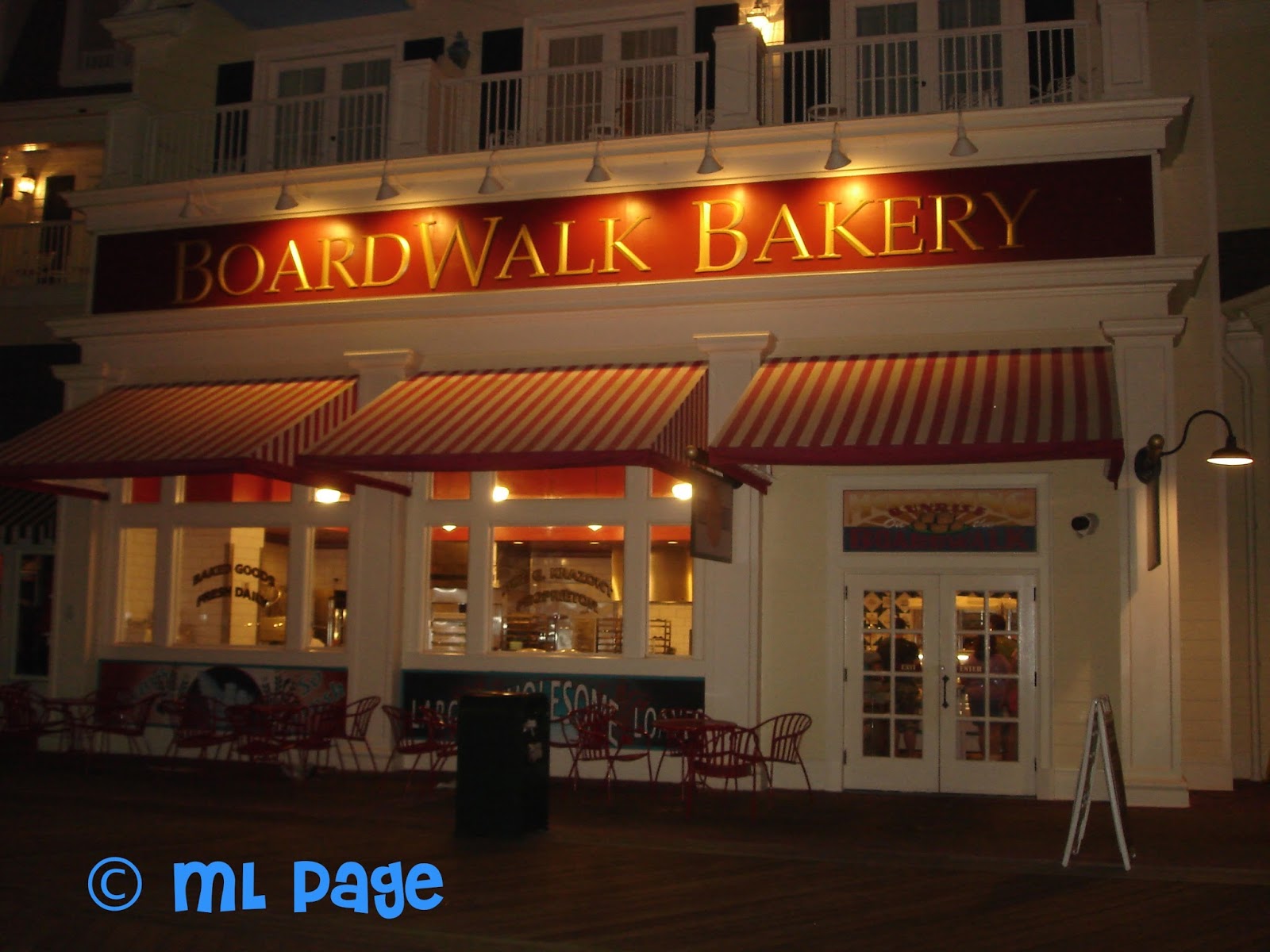 Picturing Disney: 2 Line Review: Boardwalk Bakery